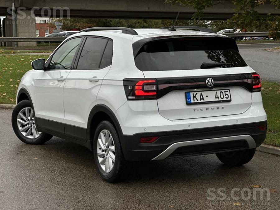 Balts Volkswagen T-Cross 2020 Rīga, ar dzinēja tilpumu 1.00 L un nobraukumu 69 tūkst. km par 13900 €, foto 4 vietnē AUTOMOTO.COM.LV
