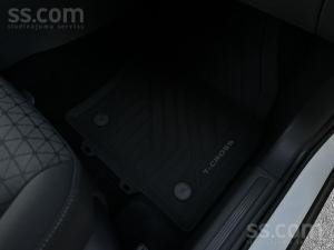 Balts Volkswagen T-Cross 2020 Rīga, ar dzinēja tilpumu 1.00 L un nobraukumu 69 tūkst. km par 13900 €, foto 23 vietnē AUTOMOTO.COM.LV
