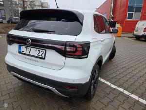 White Volkswagen T-Cross 2021 in Vilnius, with an engine capacity of 1.00 L and mileage of 101 thousand km for 13800 €, photo 9 on AUTOMOTO.COM.LV