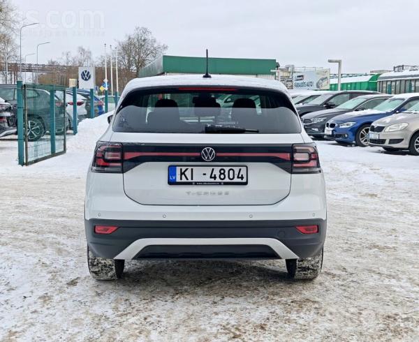 White Volkswagen T-Cross 2021 in Liepaja, with an engine capacity of 1.00 L and mileage of 62 thousand km for 15500 €, photo 4 on AUTOMOTO.COM.LV