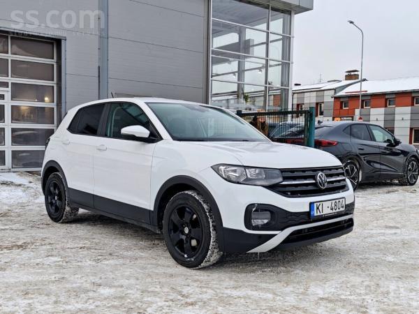 White Volkswagen T-Cross 2021 in Liepaja, with an engine capacity of 1.00 L and mileage of 62 thousand km for 15500 €, photo 7 on AUTOMOTO.COM.LV