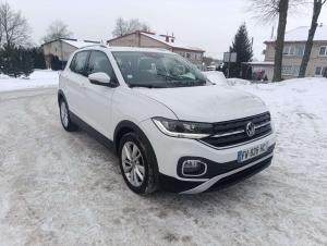 Белый Фольксваген T-Cross 2021 в Таураге, объемом двигателя 1.00 л и пробегом 54 тыс. км за 13900 €, фото 2 на AUTOMOTO.COM.LV