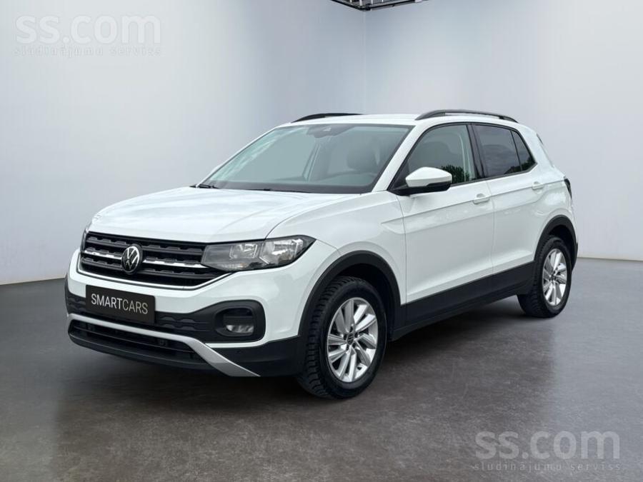 Белый Фольксваген T-Cross 2021 в Рига, объемом двигателя 1.00 л и пробегом 88 тыс. км за 14350 €, фото 1 на AUTOMOTO.COM.LV