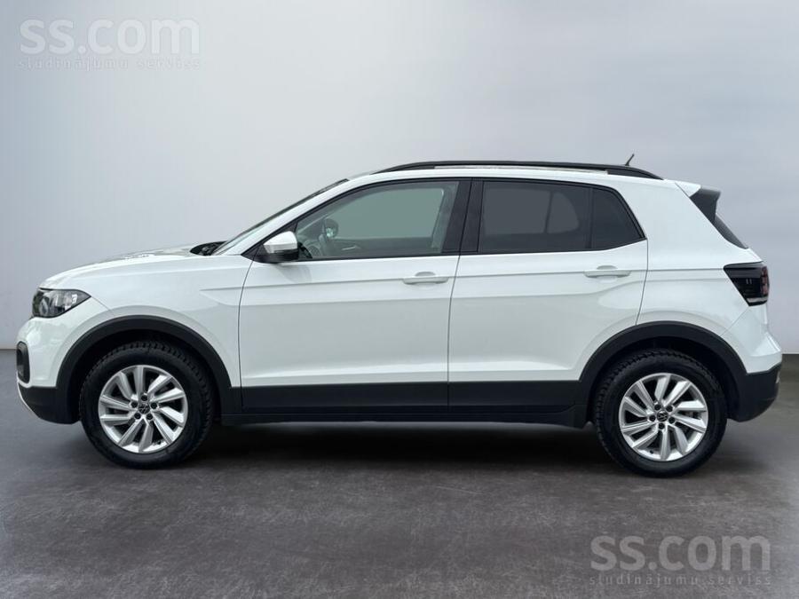 Белый Фольксваген T-Cross 2021 в Рига, объемом двигателя 1.00 л и пробегом 88 тыс. км за 14350 €, фото 3 на AUTOMOTO.COM.LV