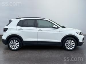 Белый Фольксваген T-Cross 2021 в Рига, объемом двигателя 1.00 л и пробегом 88 тыс. км за 14350 €, фото 7 на AUTOMOTO.COM.LV