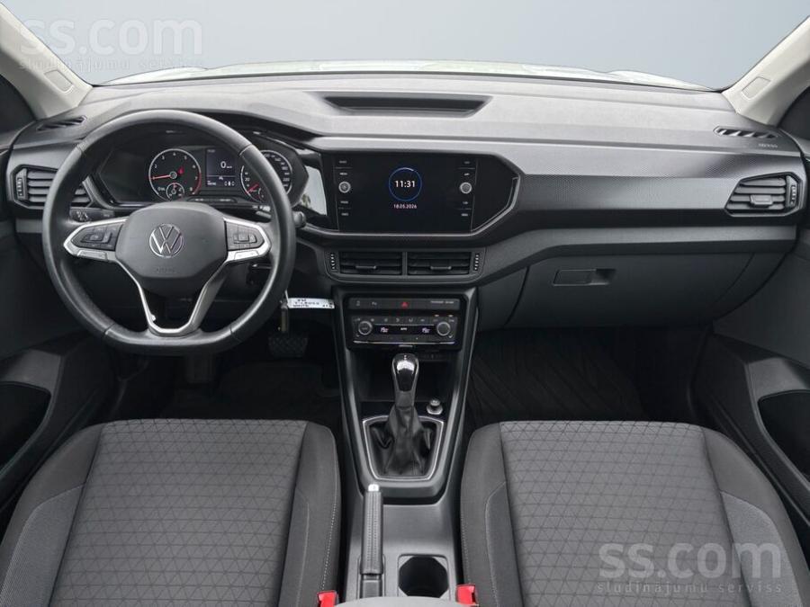Белый Фольксваген T-Cross 2021 в Рига, объемом двигателя 1.00 л и пробегом 88 тыс. км за 14350 €, фото 11 на AUTOMOTO.COM.LV
