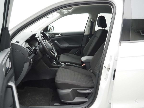 White Volkswagen T-Cross 2021 in Vilnius, with an engine capacity of 1.00 L and mileage of 70 thousand km for 14750 €, photo 8 on AUTOMOTO.COM.LV