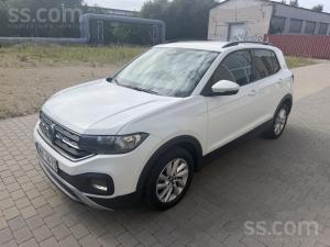 White Volkswagen T-Cross 2021 in Riga, with an engine capacity of 1.00 L and mileage of 163 thousand km for 11990 €, photo  on AUTOMOTO.COM.LV
