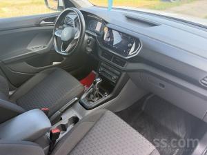 White Volkswagen T-Cross 2021 in Riga, with an engine capacity of 1.00 L and mileage of 163 thousand km for 11990 €, photo 24 on AUTOMOTO.COM.LV