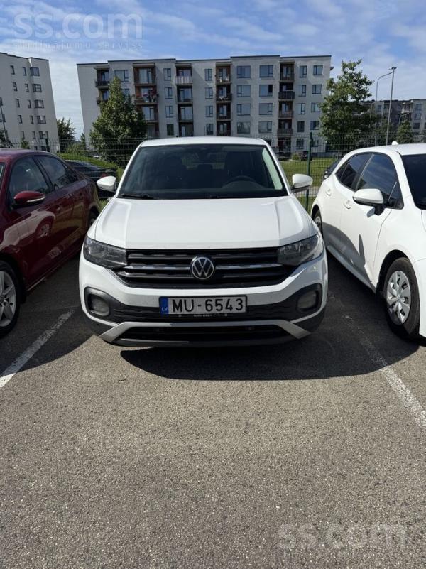 Белый Фольксваген T-Cross 2021 в Рига, объемом двигателя 1.00 л и пробегом 280 тыс. км за 9000 €, фото 2 на AUTOMOTO.COM.LV