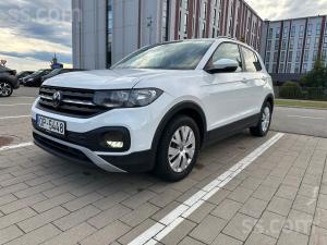 Белый Фольксваген T-Cross 2021 в Рига, объемом двигателя 1.00 л и пробегом 220 тыс. км за 9960 €, фото  на AUTOMOTO.COM.LV