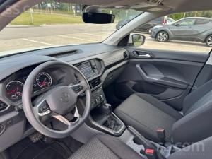Balts Volkswagen T-Cross 2021 Rīga, ar dzinēja tilpumu 1.00 L un nobraukumu 220 tūkst. km par 9960 €, foto 7 vietnē AUTOMOTO.COM.LV