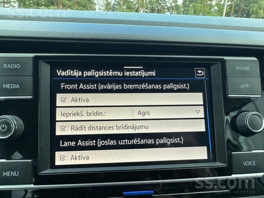 Balts Volkswagen T-Cross 2021 Rīga, ar dzinēja tilpumu 1.00 L un nobraukumu 220 tūkst. km par 9960 €, foto 13 vietnē AUTOMOTO.COM.LV