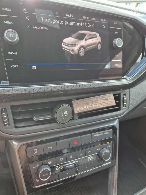 Balts Volkswagen T-Cross 2021 Viļņa, ar dzinēja tilpumu 1.00 L un nobraukumu 98 tūkst. km par 15800 €, foto 5 vietnē AUTOMOTO.COM.LV