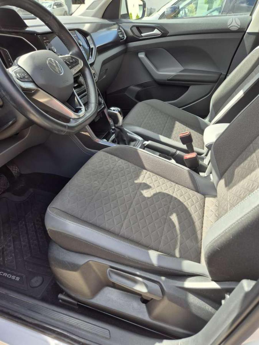 Balts Volkswagen T-Cross 2021 Viļņa, ar dzinēja tilpumu 1.00 L un nobraukumu 98 tūkst. km par 15800 €, foto 6 vietnē AUTOMOTO.COM.LV