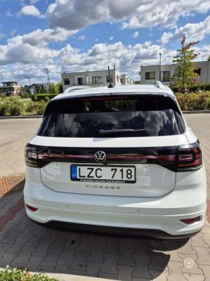 Balts Volkswagen T-Cross 2021 Viļņa, ar dzinēja tilpumu 1.00 L un nobraukumu 98 tūkst. km par 15800 €, foto 14 vietnē AUTOMOTO.COM.LV
