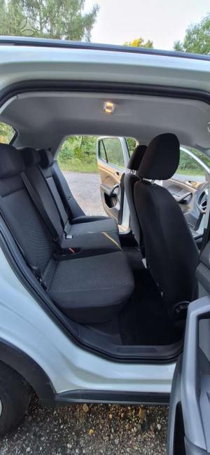 White Volkswagen T-Cross 2021 in Prienai, with an engine capacity of 1.00 L and mileage of 216 thousand km for 12200 €, photo 12 on AUTOMOTO.COM.LV