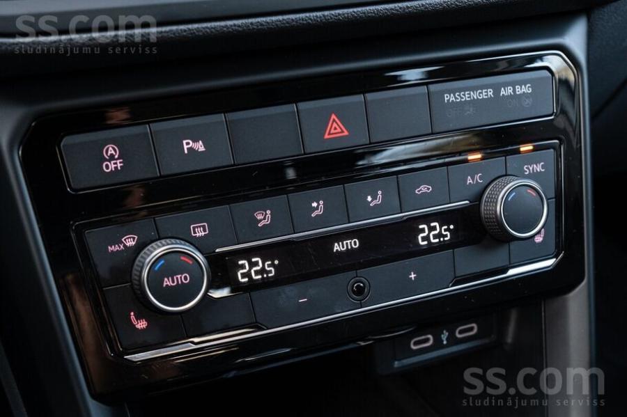 Белый Фольксваген T-Cross 2021 в Рига, объемом двигателя 1.00 л и пробегом 78 тыс. км за 14950 €, фото 14 на AUTOMOTO.COM.LV