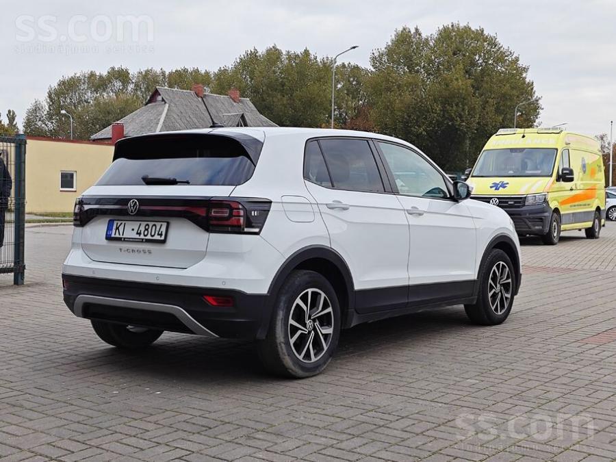 White Volkswagen T-Cross 2021 in Liepaja, with an engine capacity of 1.00 L and mileage of 70 thousand km for 14000 €, photo 5 on AUTOMOTO.COM.LV