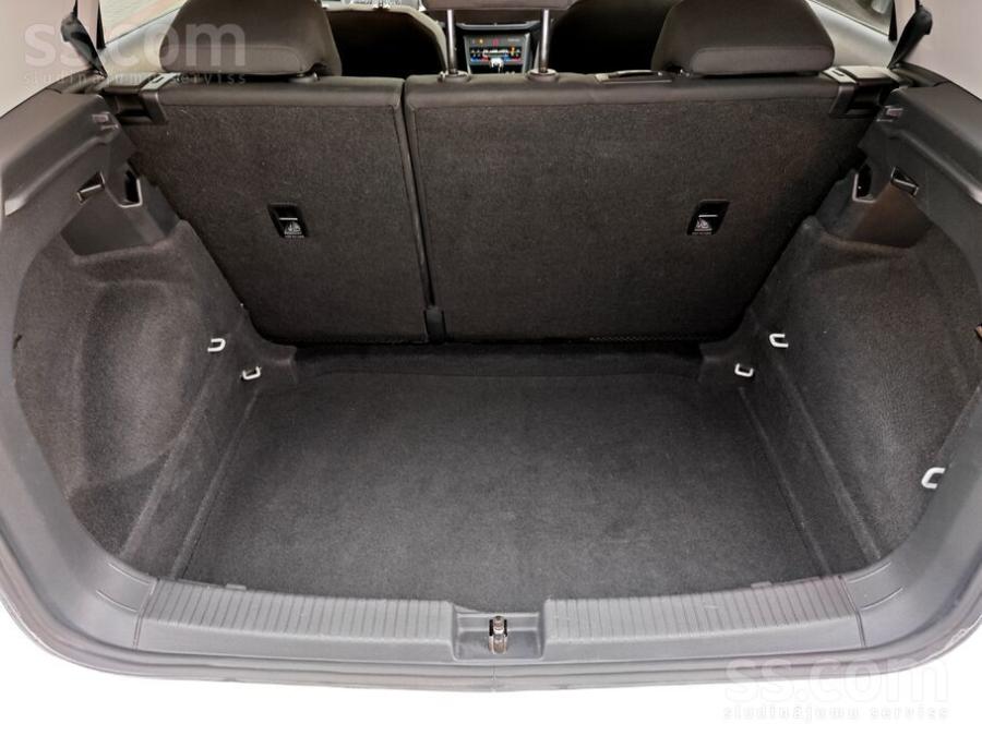 White Volkswagen T-Cross 2021 in Liepaja, with an engine capacity of 1.00 L and mileage of 70 thousand km for 14000 €, photo 16 on AUTOMOTO.COM.LV