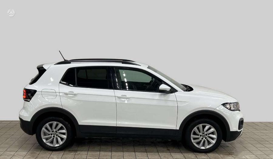 Balts Volkswagen T-Cross 2022 Kauņa, ar dzinēja tilpumu 1.00 L un nobraukumu 60 tūkst. km par 17900 €, foto 3 vietnē AUTOMOTO.COM.LV