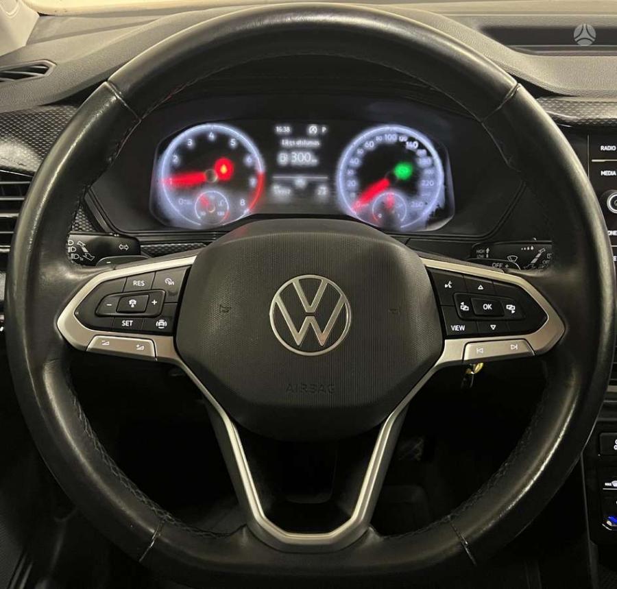 Balts Volkswagen T-Cross 2022 Kauņa, ar dzinēja tilpumu 1.00 L un nobraukumu 60 tūkst. km par 17900 €, foto 6 vietnē AUTOMOTO.COM.LV
