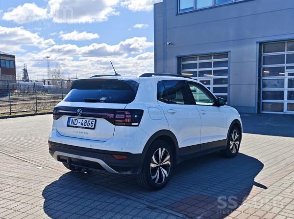 Balts Volkswagen T-Cross 2022 Liepāja, ar dzinēja tilpumu 1.00 L un nobraukumu 48 tūkst. km par 17500 €, foto 5 vietnē AUTOMOTO.COM.LV