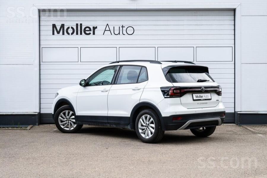 Белый Фольксваген T-Cross 2022 в Рига, объемом двигателя 1.00 л и пробегом 70 тыс. км за 17250 €, фото 4 на AUTOMOTO.COM.LV