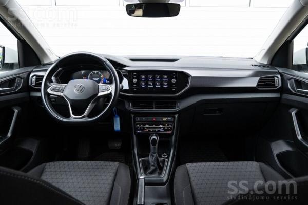 Balts Volkswagen T-Cross 2022 Rīga, ar dzinēja tilpumu 1.00 L un nobraukumu 70 tūkst. km par 17250 €, foto 8 vietnē AUTOMOTO.COM.LV