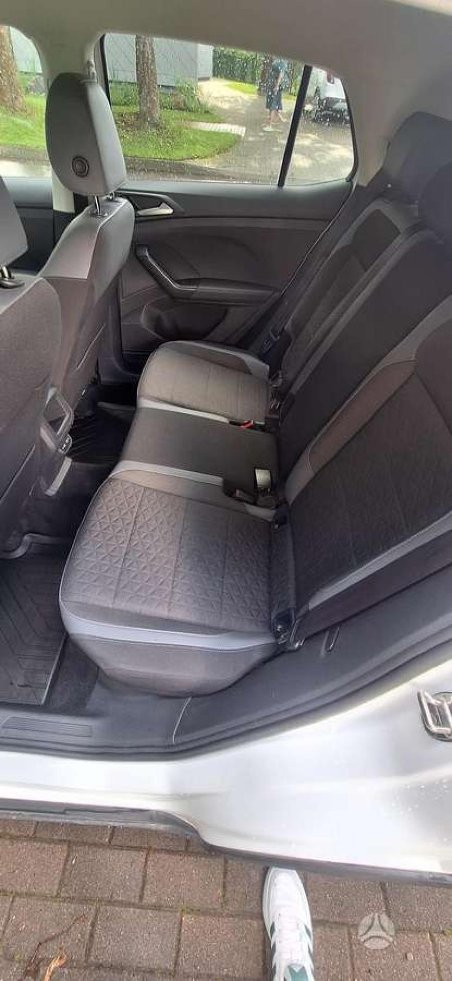 Balts Volkswagen T-Cross 2022 Kauņa, ar dzinēja tilpumu 1.00 L un nobraukumu 105 tūkst. km par 19200 €, foto 6 vietnē AUTOMOTO.COM.LV