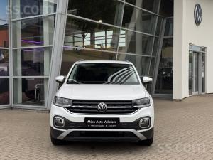 Белый Фольксваген T-Cross 2022 в Валмиера, объемом двигателя 1.00 л и пробегом 142 тыс. км за 14900 €, фото 3 на AUTOMOTO.COM.LV