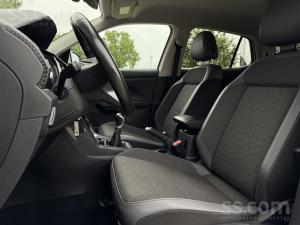 Белый Фольксваген T-Cross 2022 в Валмиера, объемом двигателя 1.00 л и пробегом 142 тыс. км за 14900 €, фото 8 на AUTOMOTO.COM.LV