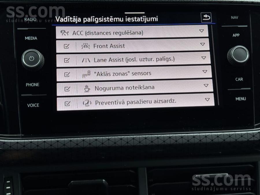 Белый Фольксваген T-Cross 2022 в Валмиера, объемом двигателя 1.00 л и пробегом 142 тыс. км за 14900 €, фото 15 на AUTOMOTO.COM.LV