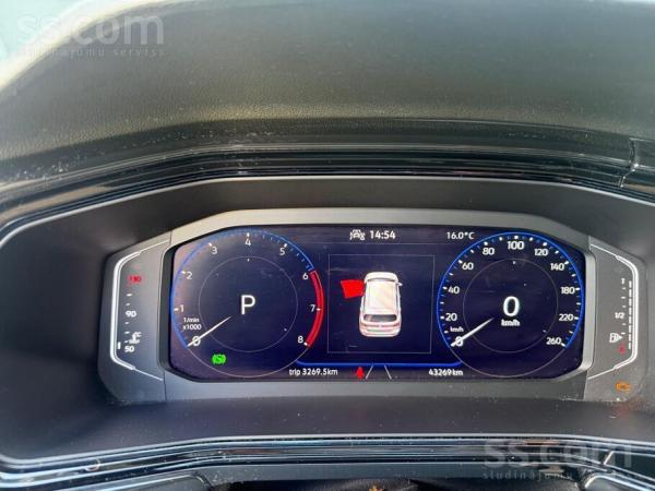 White Volkswagen T-Cross 2022 in Riga, with an engine capacity of 1.00 L and mileage of 43 thousand km for 17800 €, photo 7 on AUTOMOTO.COM.LV