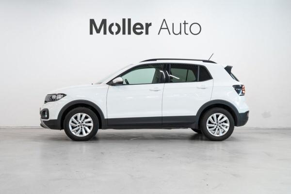 Balts Volkswagen T-Cross 2023 Viļņa, ar dzinēja tilpumu 1.00 L un nobraukumu 45 tūkst. km par 18550 €, foto 2 vietnē AUTOMOTO.COM.LV
