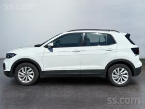 Белый Фольксваген T-Cross 2023 в Рига, объемом двигателя 1.00 л и пробегом 93 тыс. км за 14440 €, фото 3 на AUTOMOTO.COM.LV
