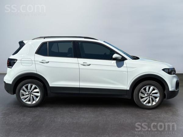 Balts Volkswagen T-Cross 2023 Rīga, ar dzinēja tilpumu 1.00 L un nobraukumu 93 tūkst. km par 14440 €, foto 6 vietnē AUTOMOTO.COM.LV