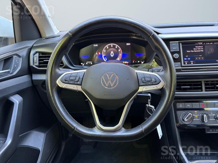 Белый Фольксваген T-Cross 2023 в Рига, объемом двигателя 1.00 л и пробегом 93 тыс. км за 14440 €, фото 13 на AUTOMOTO.COM.LV