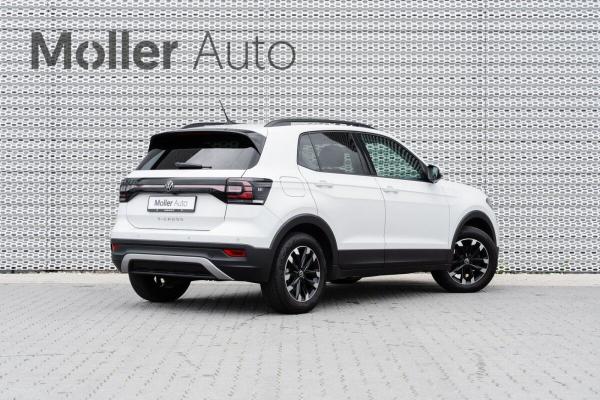 Balts Volkswagen T-Cross 2023 Mārupe, ar dzinēja tilpumu 1.00 L un nobraukumu 86 tūkst. km par 18550 €, foto 4 vietnē AUTOMOTO.COM.LV