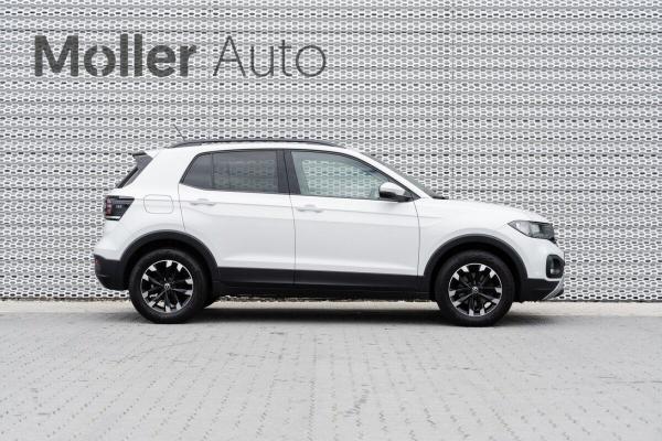 Balts Volkswagen T-Cross 2023 Mārupe, ar dzinēja tilpumu 1.00 L un nobraukumu 86 tūkst. km par 18550 €, foto 5 vietnē AUTOMOTO.COM.LV