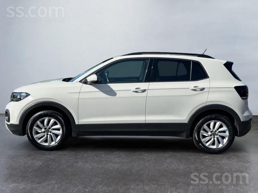Белый Фольксваген T-Cross 2023 в Рига, объемом двигателя 1.00 л и пробегом 88 тыс. км за 16950 €, фото 3 на AUTOMOTO.COM.LV