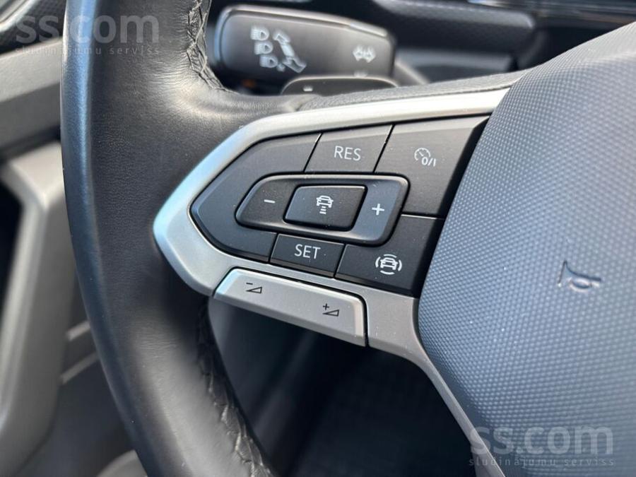 Белый Фольксваген T-Cross 2023 в Рига, объемом двигателя 1.00 л и пробегом 88 тыс. км за 16950 €, фото 17 на AUTOMOTO.COM.LV