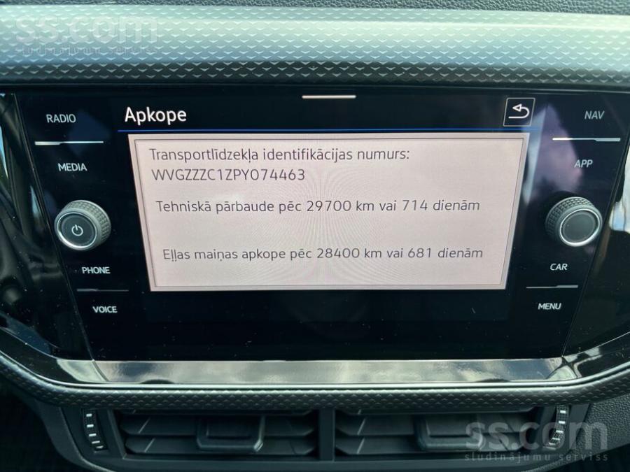Белый Фольксваген T-Cross 2023 в Рига, объемом двигателя 1.00 л и пробегом 88 тыс. км за 16950 €, фото 19 на AUTOMOTO.COM.LV