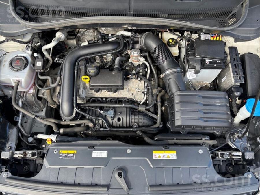 Белый Фольксваген T-Cross 2023 в Рига, объемом двигателя 1.00 л и пробегом 88 тыс. км за 16950 €, фото 25 на AUTOMOTO.COM.LV