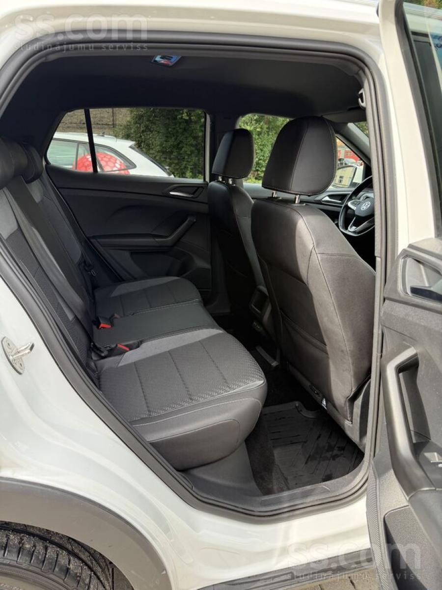 Balts Volkswagen T-Cross 2023 Rīga, ar dzinēja tilpumu 1.00 L un nobraukumu 38 tūkst. km par 20490 €, foto 8 vietnē AUTOMOTO.COM.LV