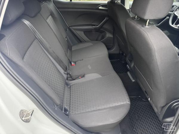 White Volkswagen T-Cross 2023 in Avizieniai, with an engine capacity of 1.00 L and mileage of 86 thousand km for 16500 €, photo 8 on AUTOMOTO.COM.LV