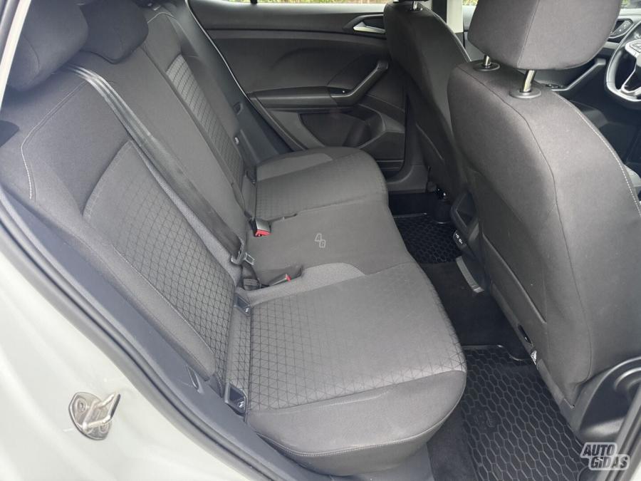 White Volkswagen T-Cross 2023 in Avizieniai, with an engine capacity of 1.00 L and mileage of 86 thousand km for 16500 €, photo 8 on AUTOMOTO.COM.LV