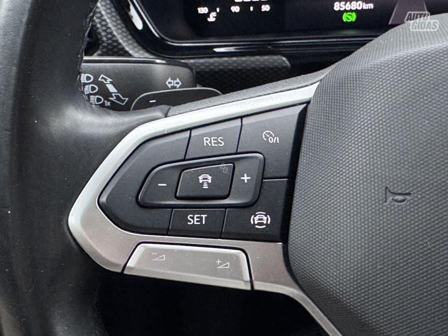 White Volkswagen T-Cross 2023 in Avizieniai, with an engine capacity of 1.00 L and mileage of 86 thousand km for 16500 €, photo 12 on AUTOMOTO.COM.LV