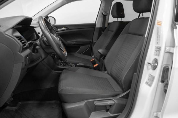 Volkswagen T-Cross 2023 Viļņa vietnē Balts Volkswagen T-Cross 2023 Viļņa, ar dzinēja tilpumu 1.00 L un nobraukumu 38 tūkst. km par 17950 €, foto 6 vietnē AUTOMOTO.COM.LV