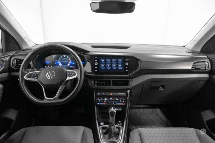 Белый Фольксваген T-Cross 2023 в Вильнюс, объемом двигателя 1.00 л и пробегом 38 тыс. км за 17950 €, фото 10 на AUTOMOTO.COM.LV